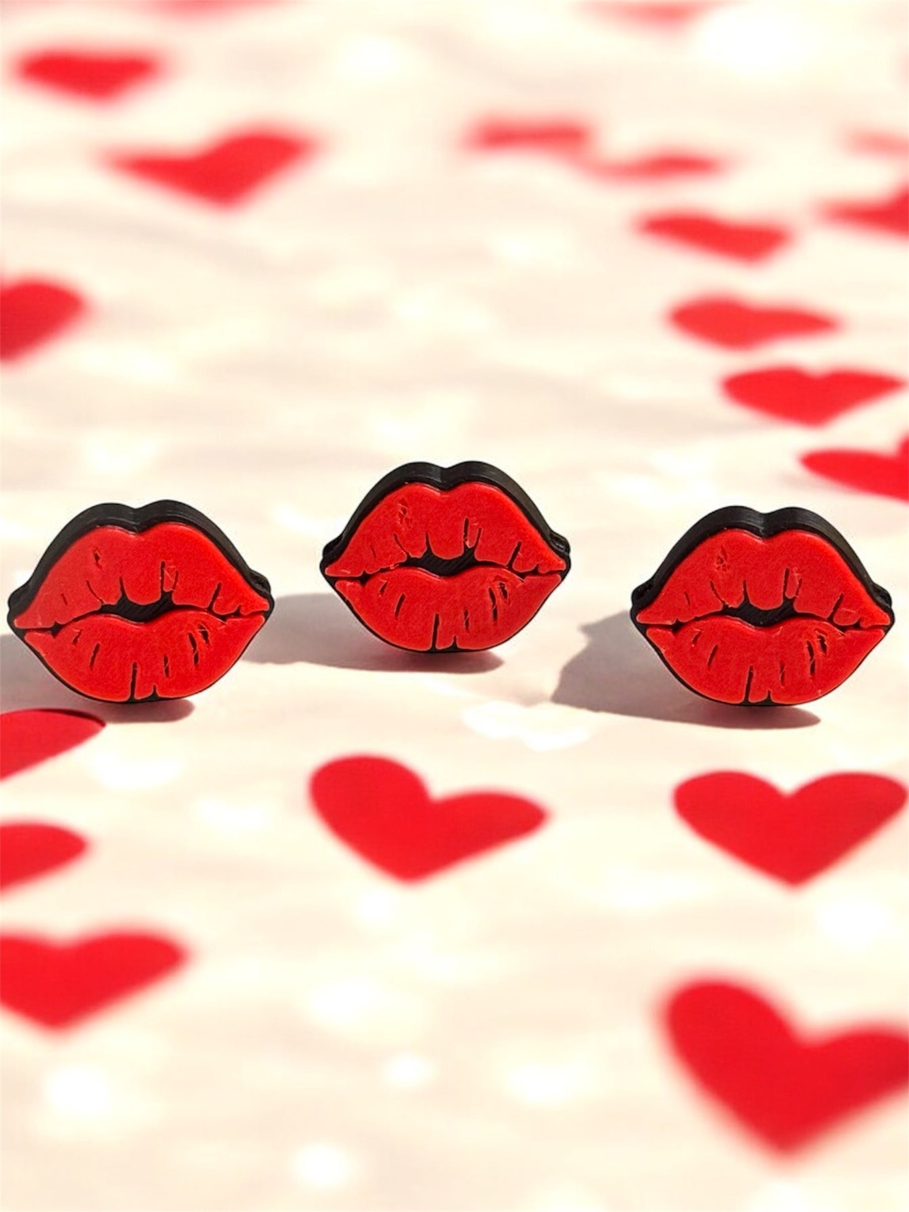 Red Lip Beads – KandiQueeni